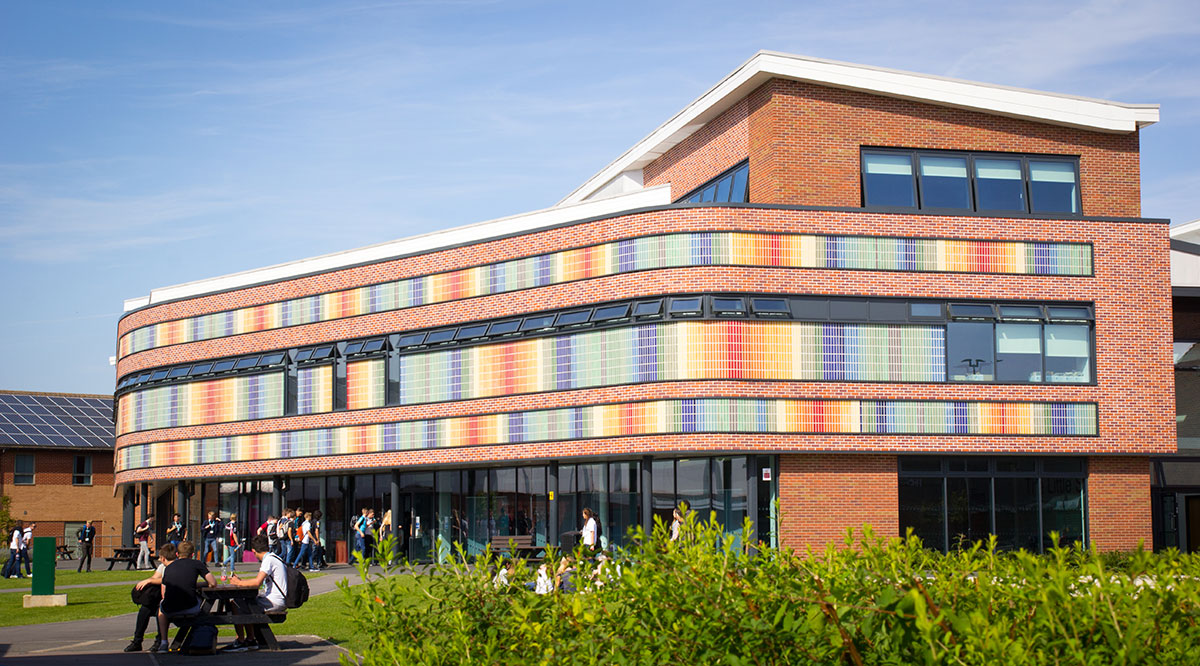 Funded Distance Learning Courses | Loughborough College