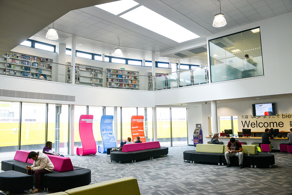 Campus and Facilities | Loughborough College