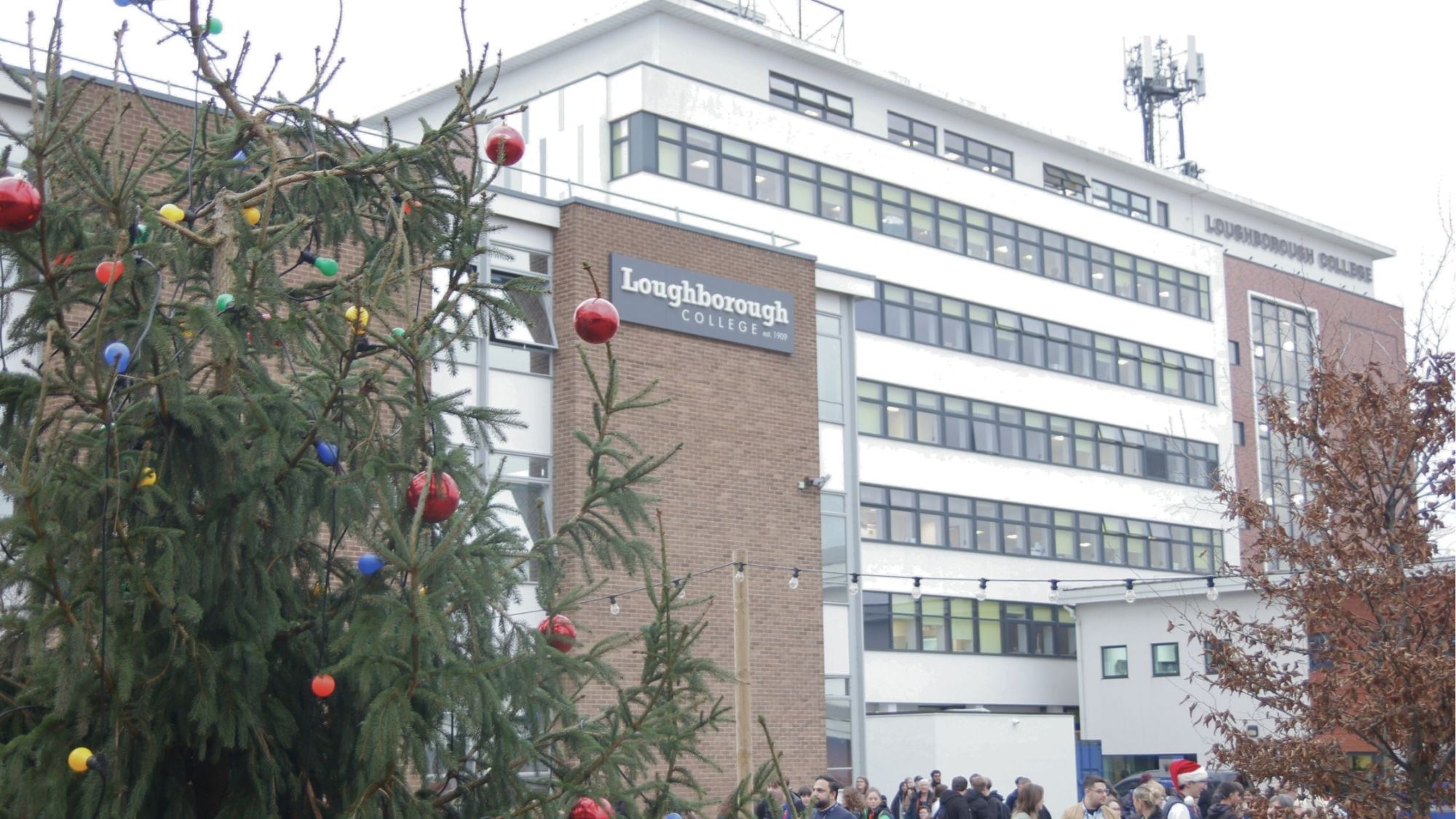 College Community Celebrates the Festive Season with Light Switch on ...